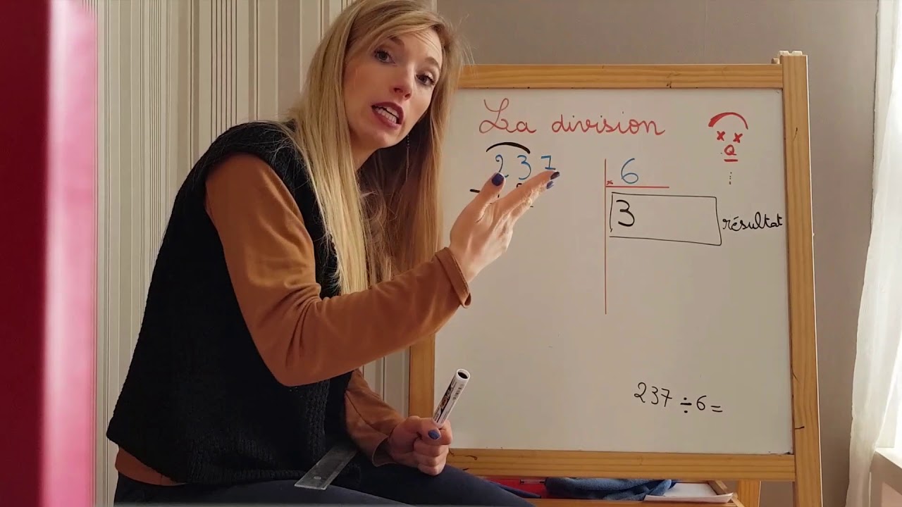 Maths : La division en colonne - YouTube