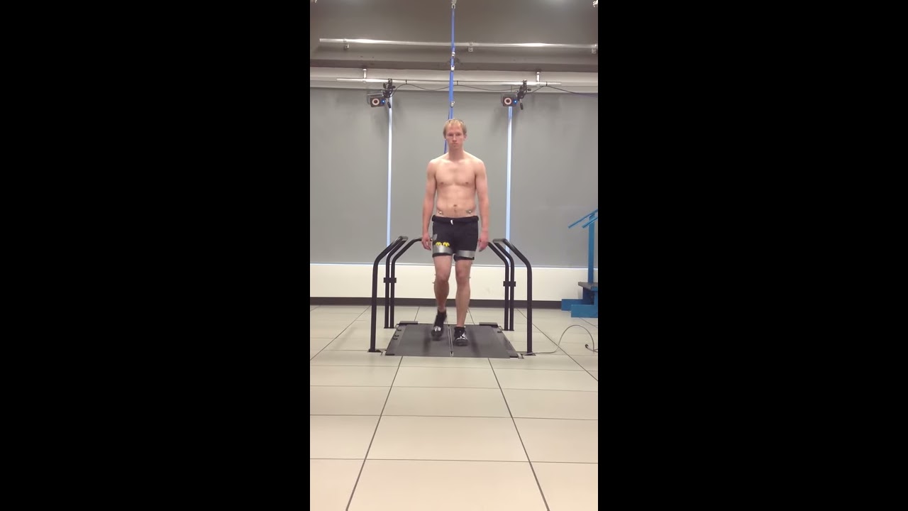 Lateral Trunk Lean Gait 1 - YouTube
