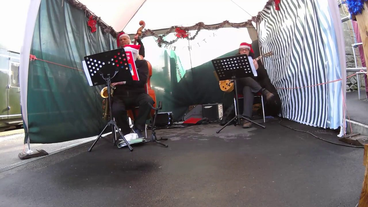 Santa's Jazz Band - YouTube