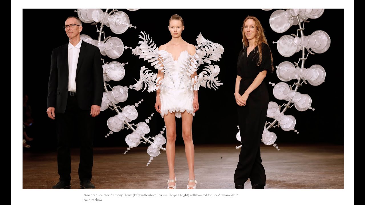 Iris Van Herpen Collaborates with Anthony Howe.....Processes - YouTube