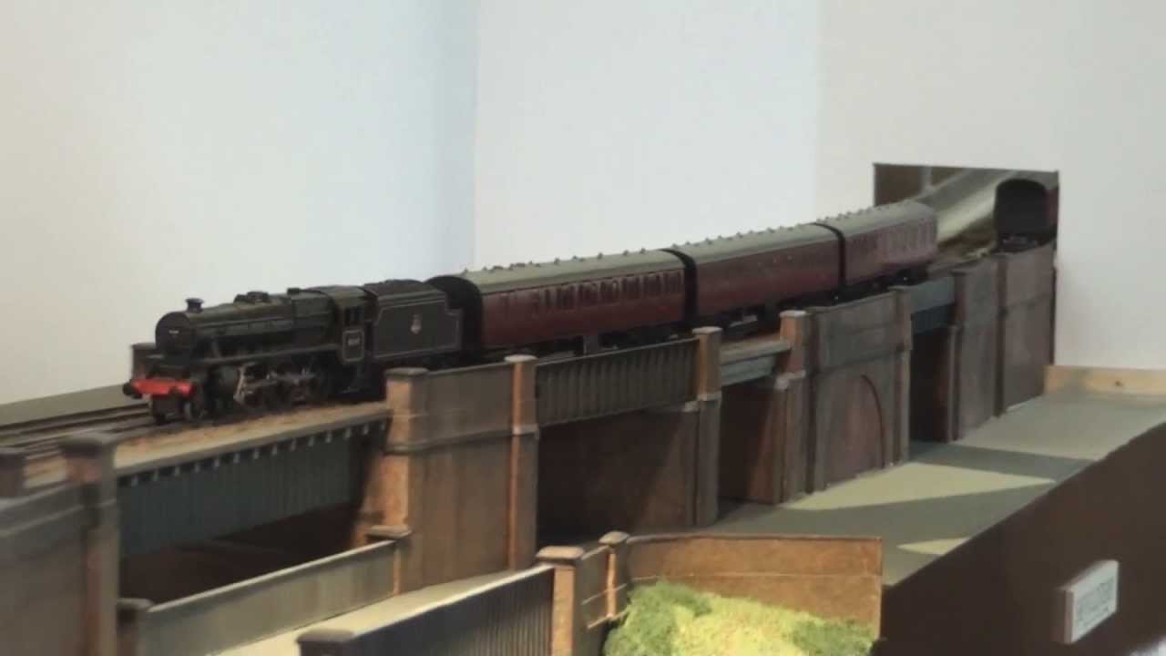 Liverpool Model Railway Exhibition 27/4/2013 - YouTube