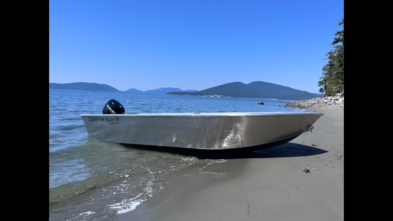 Griffin Bay 17 Sport Utility Skiff - YouTube