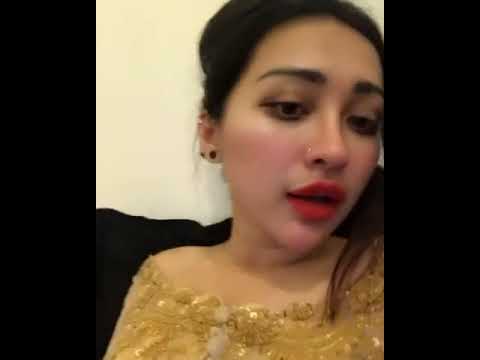 Wajib nonton!! Cupi cupita pamer payudara gede..... - YouTube
