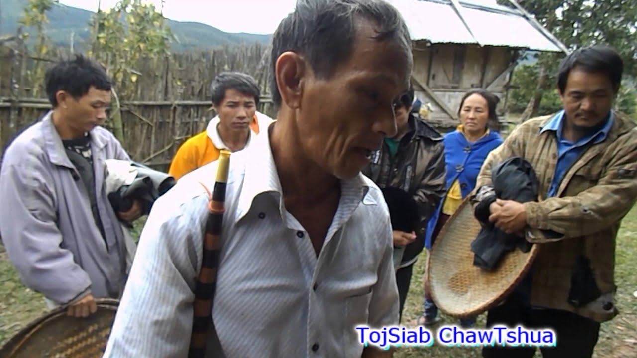 kev cai hmoob tso plig ( thaum tag nyob tsev tos plig) - YouTube