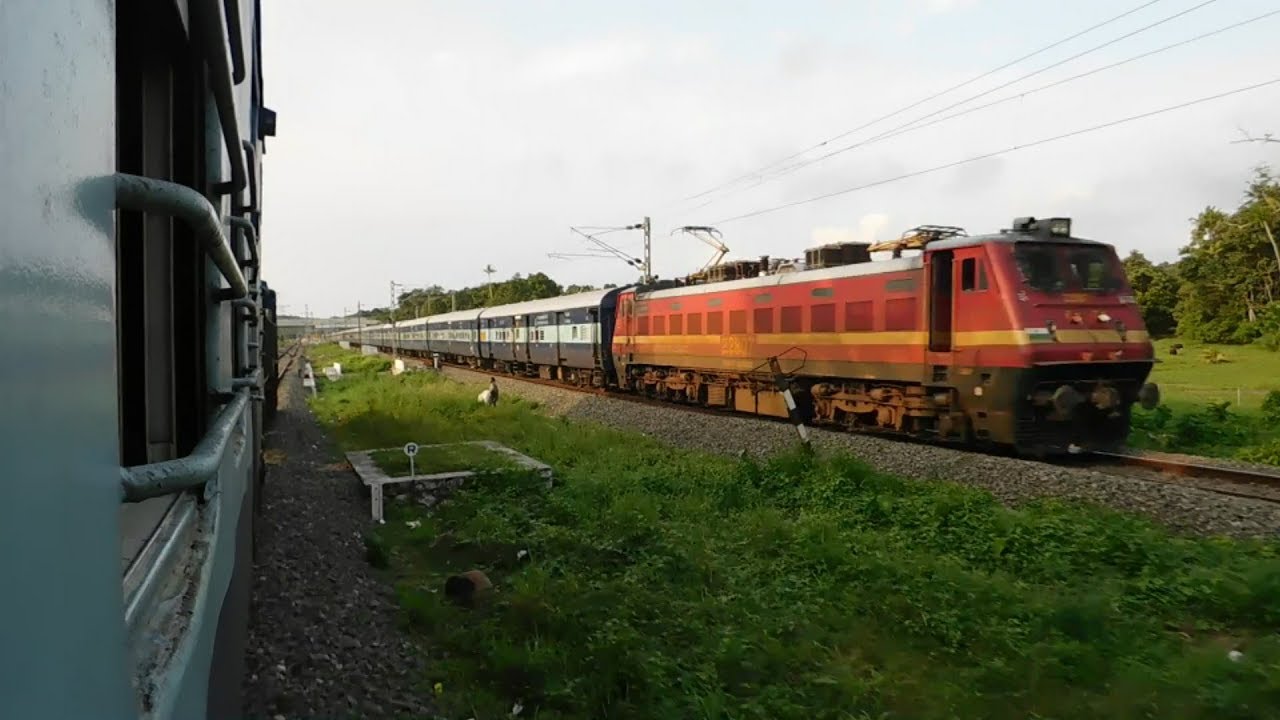 16649 Parasuram Express Crossing 01080 Kochuveli Special : Indian ...