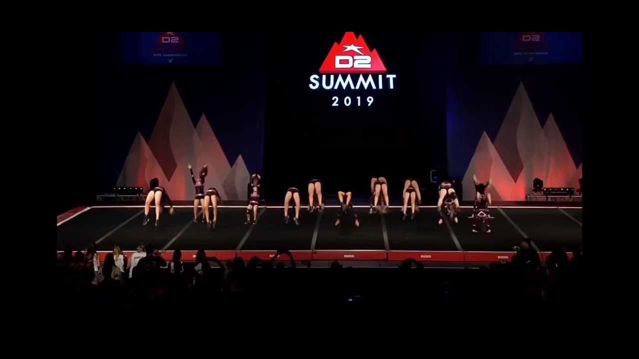Fierce Cheer Elite Queens Junior 2 D2 Summit - YouTube