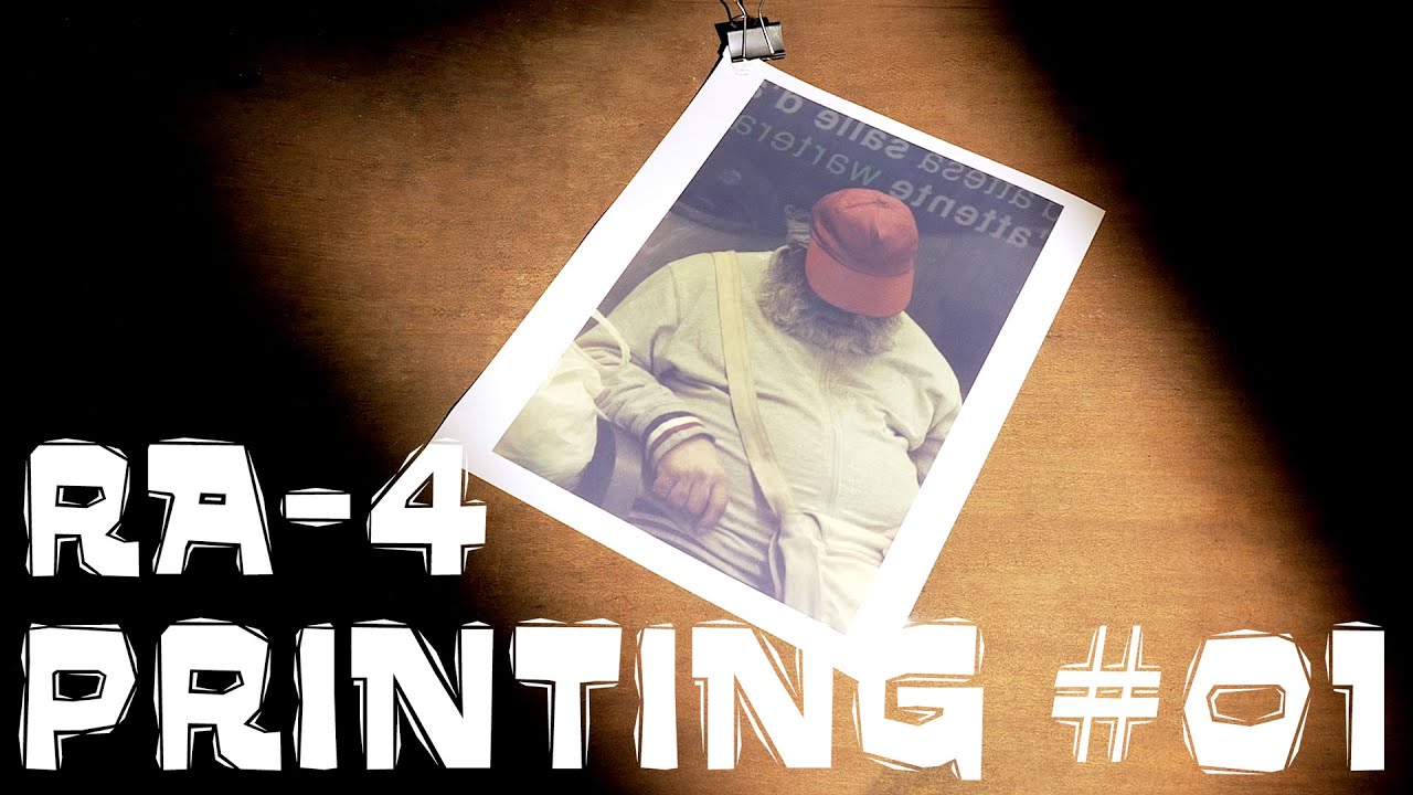 RA-4 Printing in the darkroom from Kodak Vision 500T film - YouTube