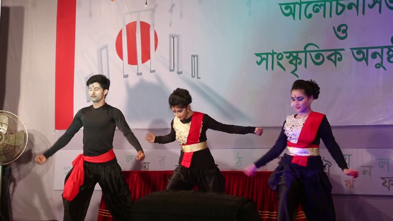 ওরা আমার মুখের ভাষা কাইরা নিতে চায় | Bangla song with dance | ভাষার ...