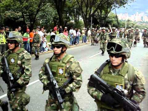 Colombian Military On Parade at Feria de las Flores in Medellin - YouTube