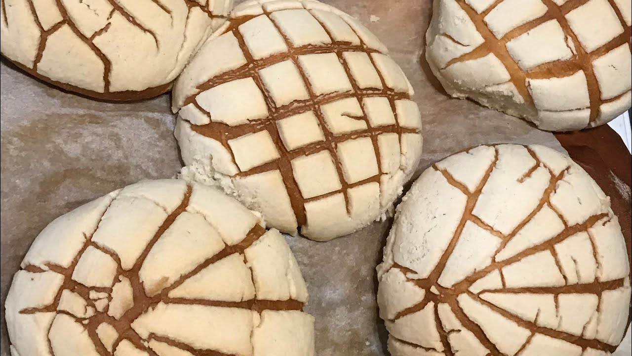 Como darle forma al pan conchas a mi manera pan dulce - YouTube