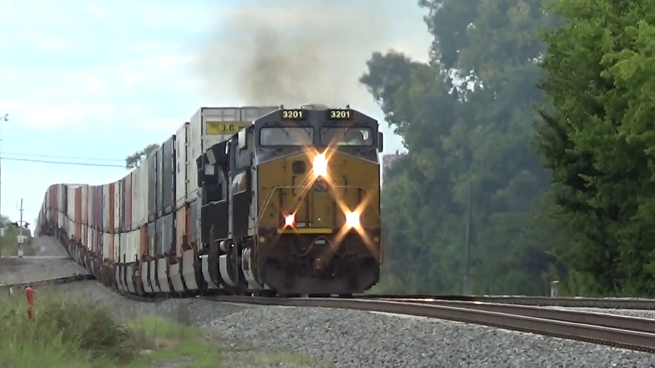 CSX ES44AH 3201 Leads Intermodal Q029 on 8/31/18 - YouTube
