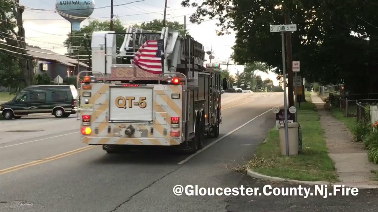 Gloucester City Quint 51 Responding - YouTube