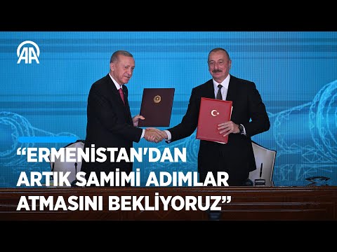 Cumhurbaşkanı Erdoğan, Azerbaycan Cumhurbaşkanı Aliyev ile ortak basın toplantısı düzenledi