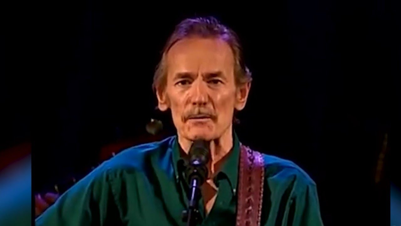 Canadian folk singer-songwriter Gordon Lightfoot dead at 84 - YouTube