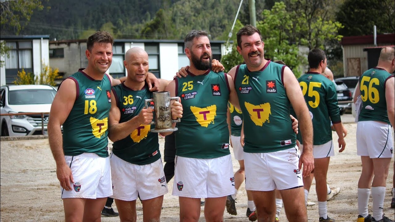 I played footy at Queenstown Oval 🏈 | Unconformity Cup 2023 #graveloval ...