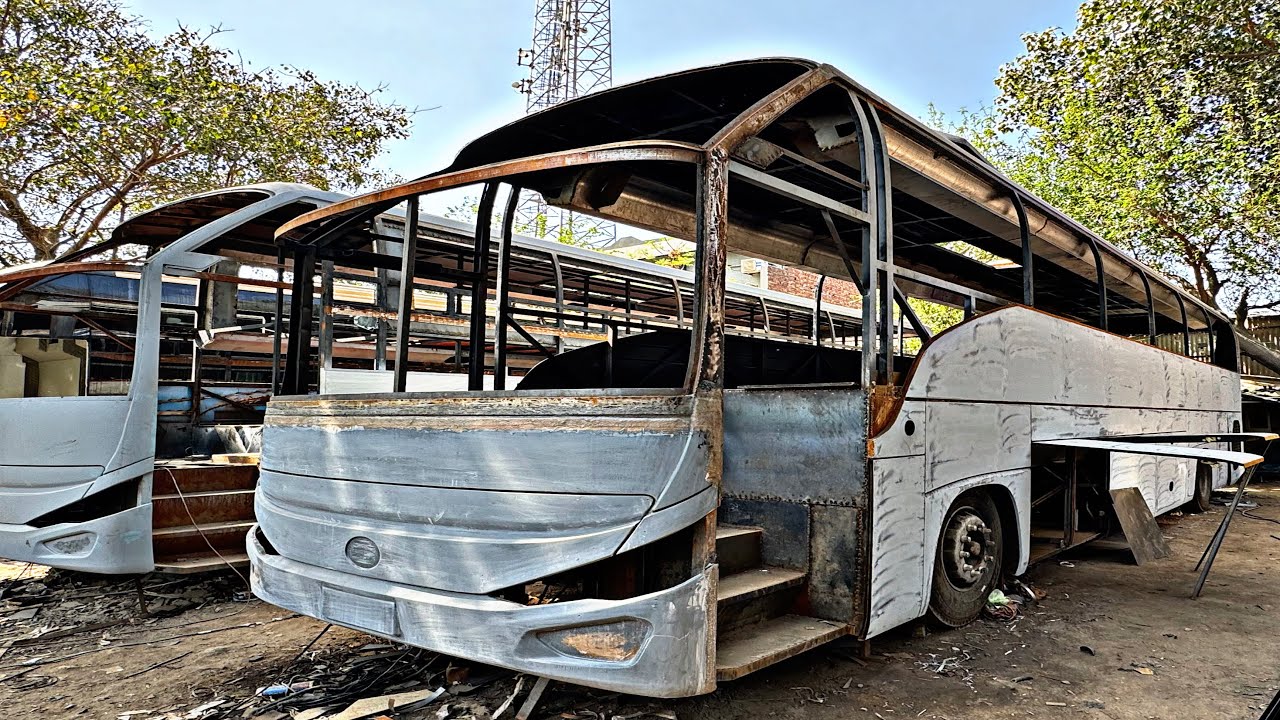 Passenger Bus Manufacturing In Pakistan | How Pakistan Build Huge Buses ...