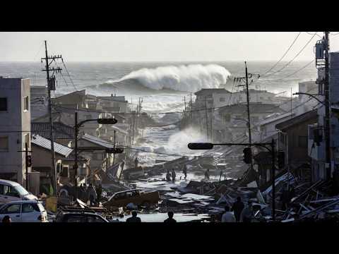 Japan's 7.7 earthquake triggers tsunami warning and widespread emergency response