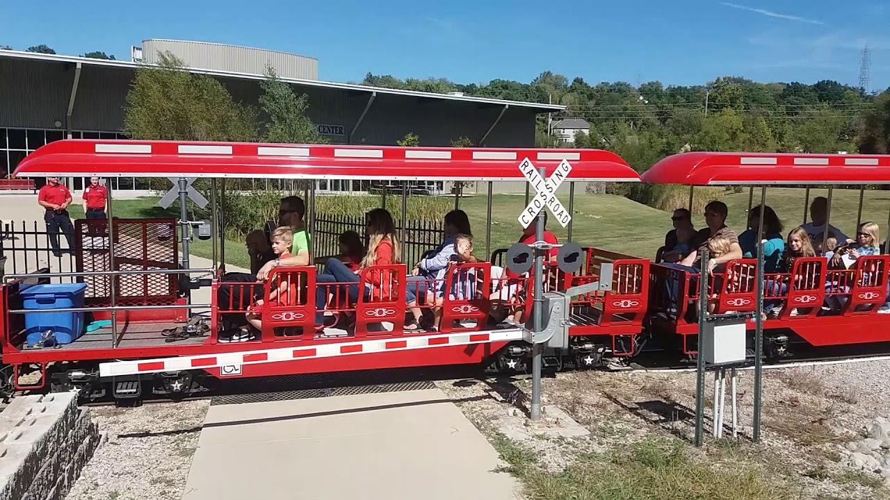 Miniature Train at National Museum of Transportation - YouTube