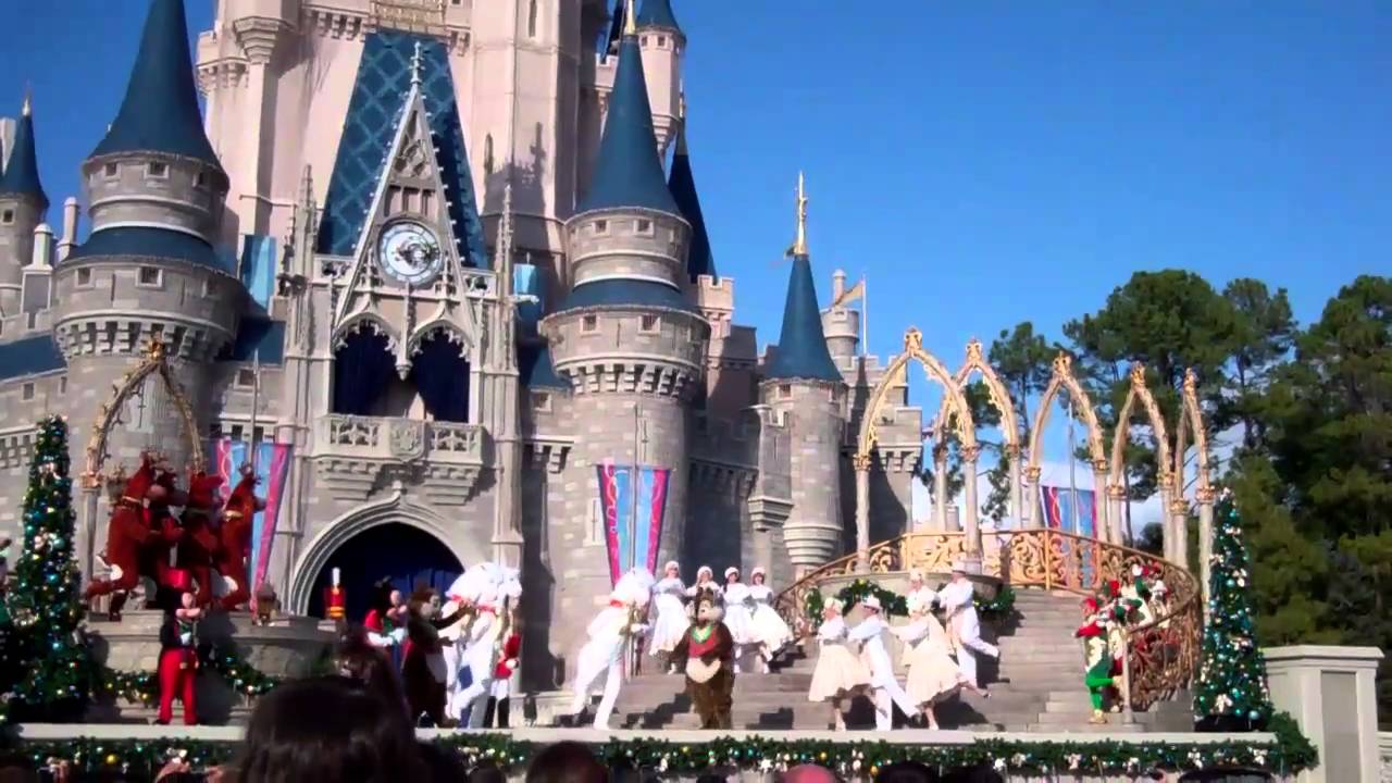 Celebrate the Season, Magic Kingdom - 31 December, 2010.mp4 - YouTube