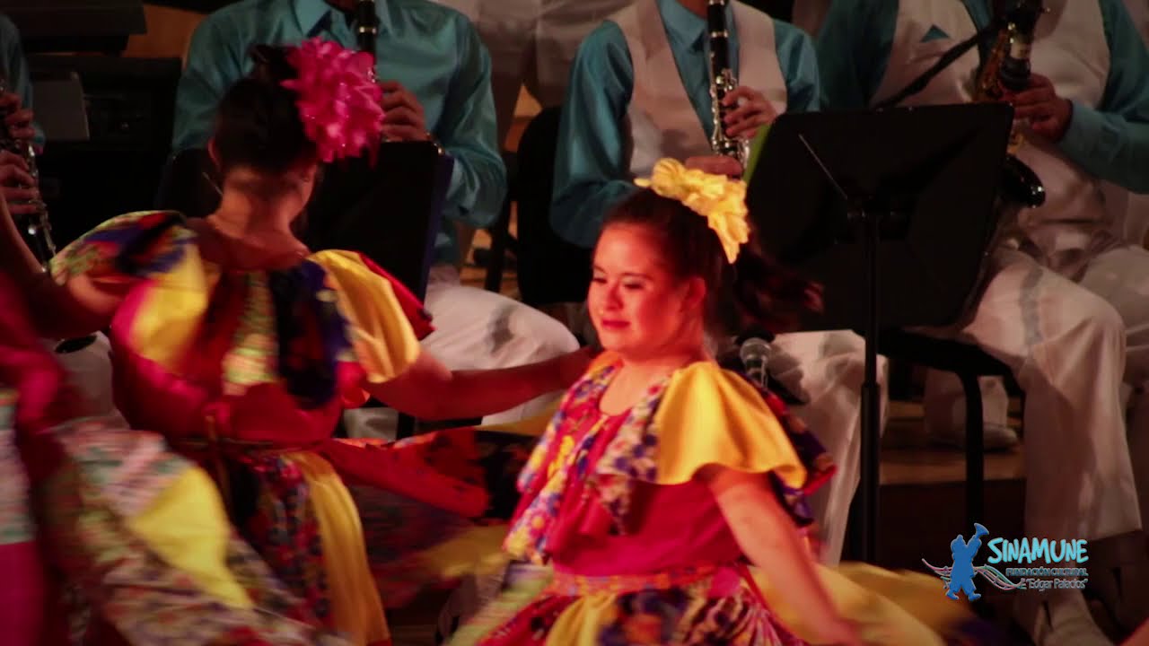 orquesta de SINAMUNE - LA MURGA DE PANAMÁ - YouTube