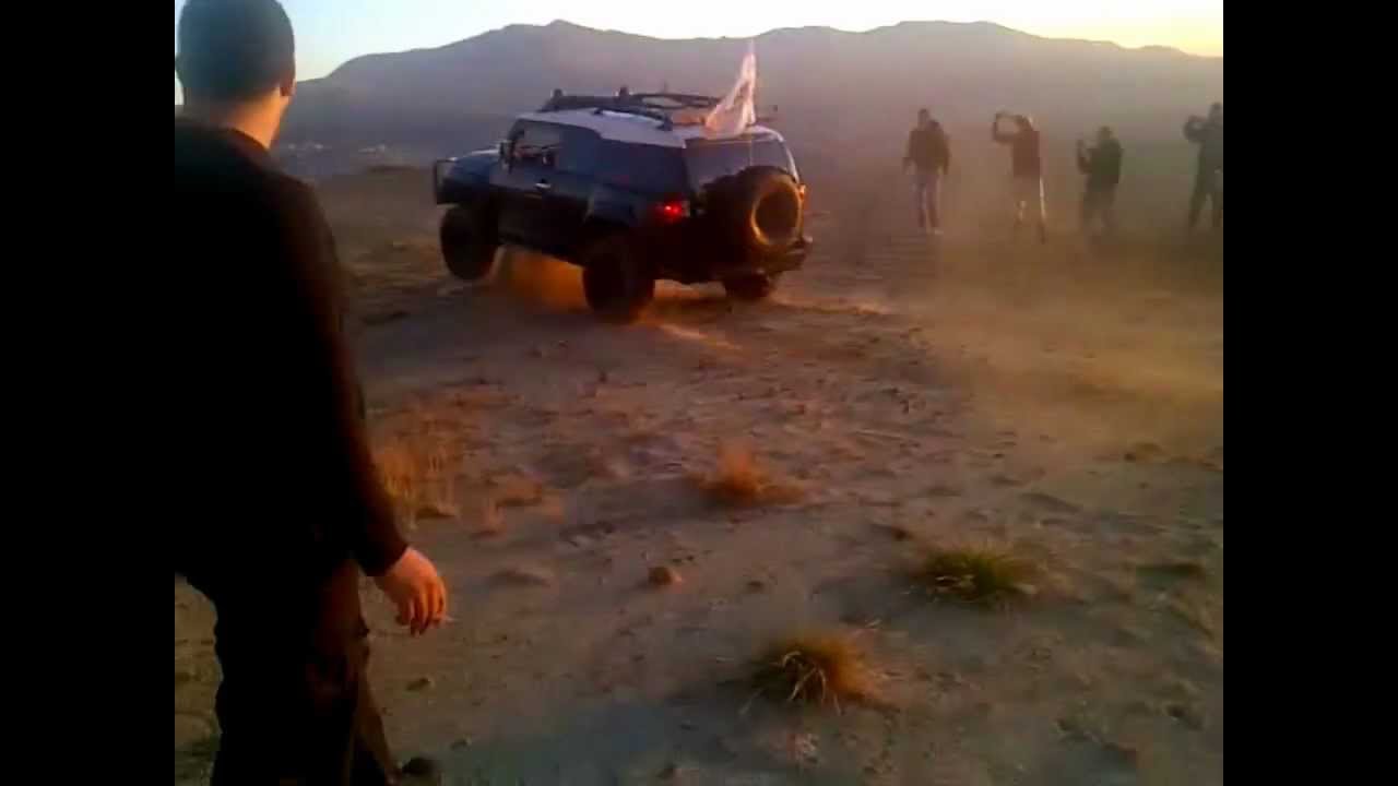 3 Fj cruiser jumping - YouTube
