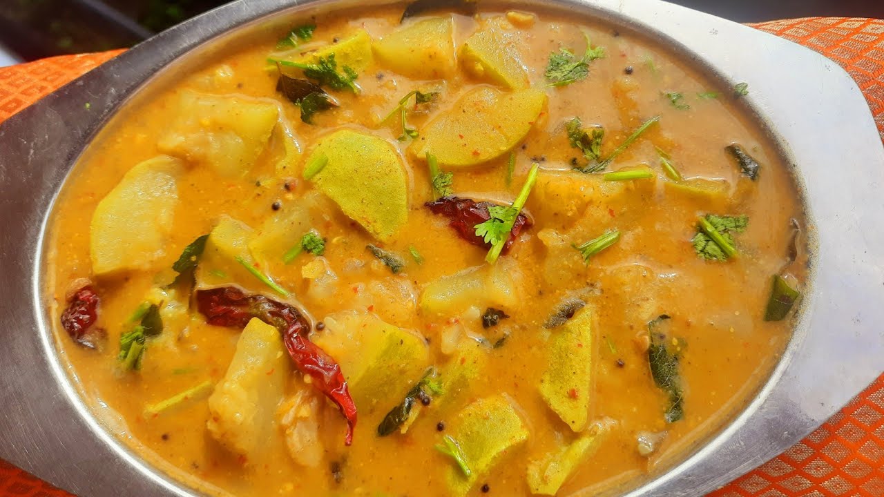 Tulunadu style Bimbuli and Sorekai Sambar/Bottle Gourd and Bimbli ...