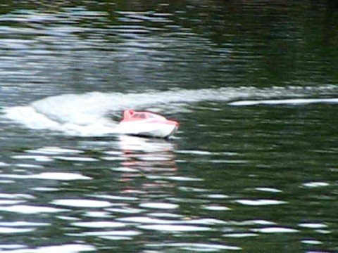 Club 500 Model Slipway speed boat - YouTube