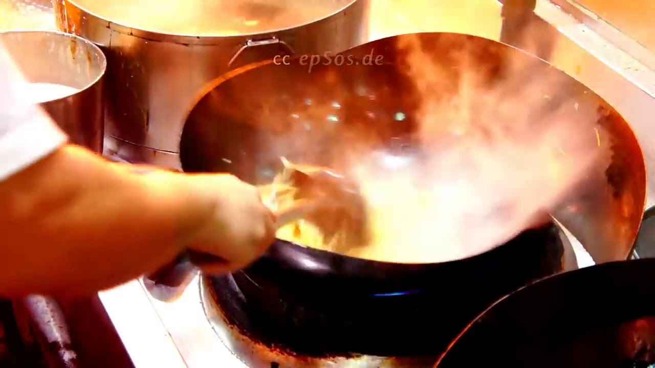 Wok Cooking Noodles: How To Cook Noodles In Fire - YouTube
