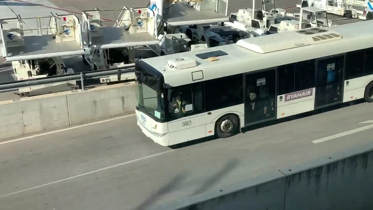 Ryanair Fly Bus 3327 At Malaga Airport - YouTube