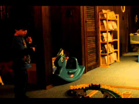 Sam's first GeoTrax movie - YouTube