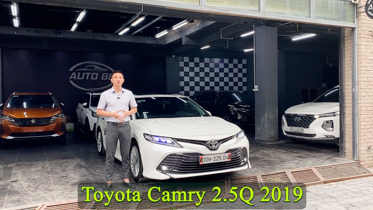 Toyota Camry 2.5Q 2019 xe ô tô cũ lên 150 Triệu đồ chơi đáng giá - YouTube