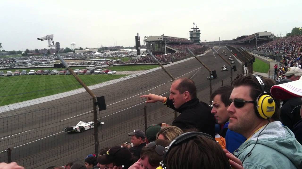 Indy 500 2013--wildly enthusiastic spectators - YouTube