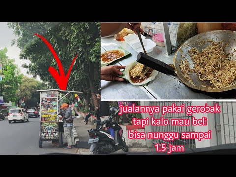 Review Kuliner Yang Penjualnya Multitasking Begini | Bisa Antri Nunggu 1.5 Jam Kalo Mau Beli Ini
