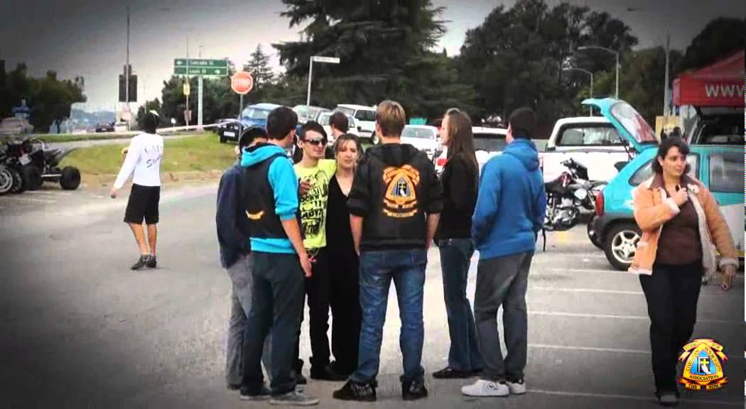 CMA Motorcycle Youth event - 14 May 2011 - Ontdekkers Road - YouTube