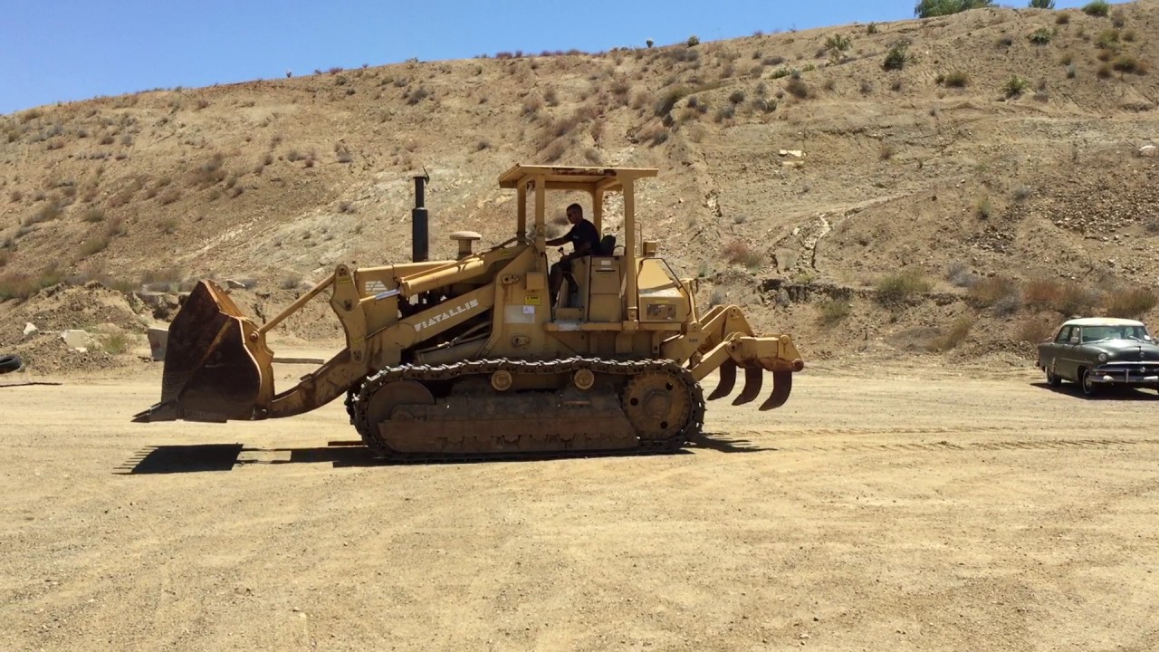 Fiat Allis FL20 Crawler Loader, - YouTube