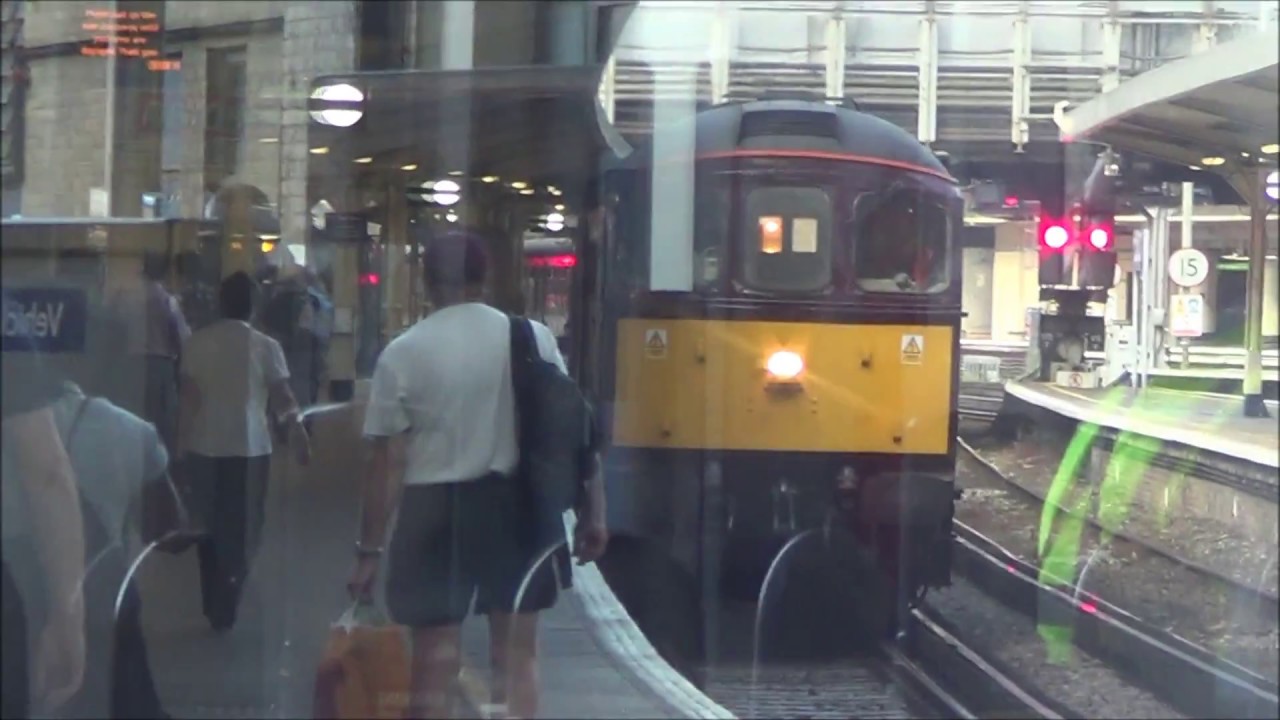 BR class 33 Diesel 33207 at London Victoria Station in WCR Livery, 24th ...