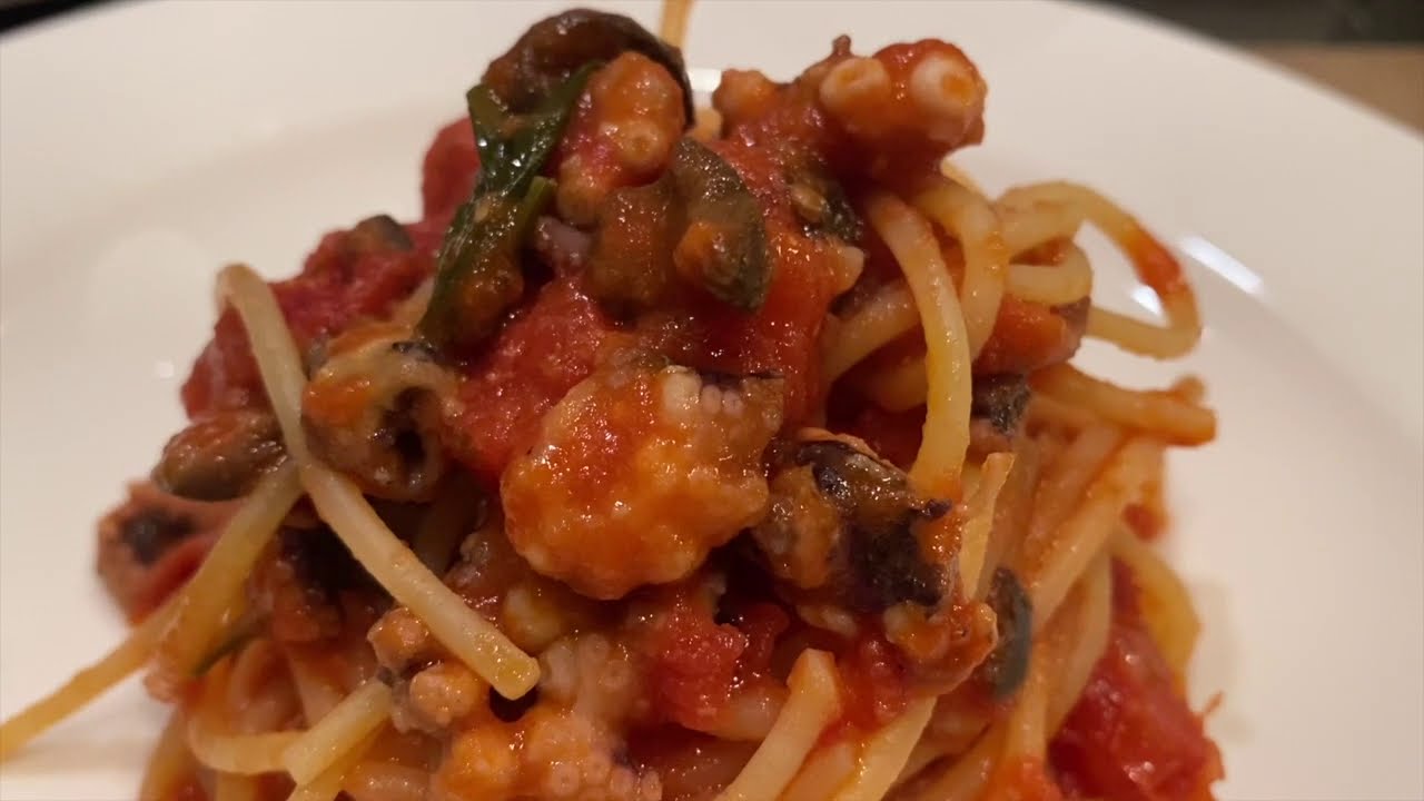 Spaghetti alla Luciana: easy Delicious Italian Recipe - YouTube