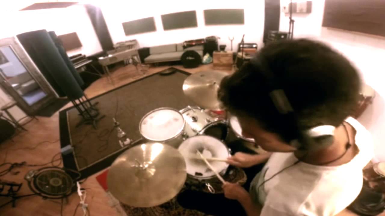 James Gadson drum break II "Express Yourself" - Charles Wright and the ...