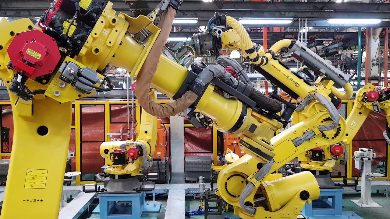 FANUC ROBOT 210F - YouTube