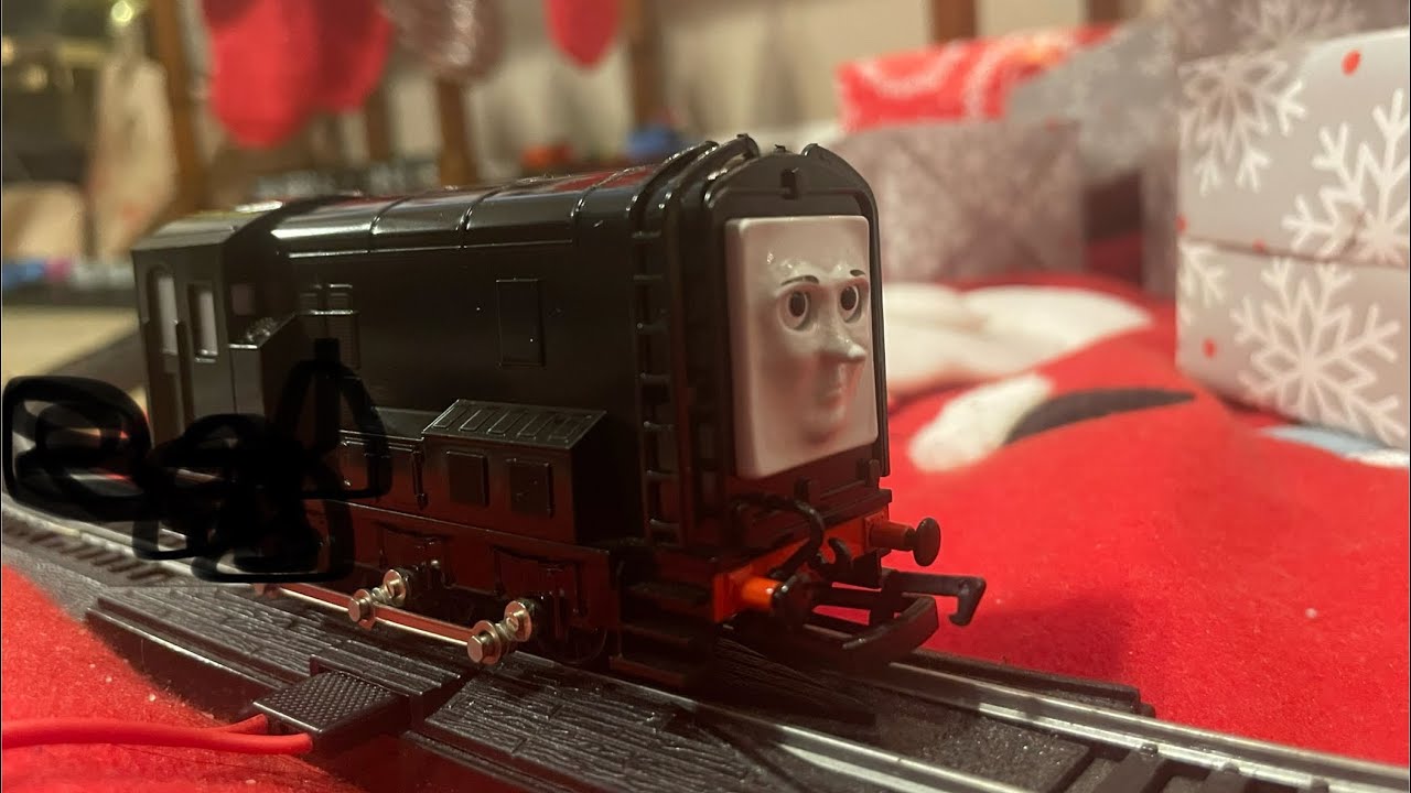My Bachmann Thomas and friends review HO Grumpy Diesel part 2. - YouTube