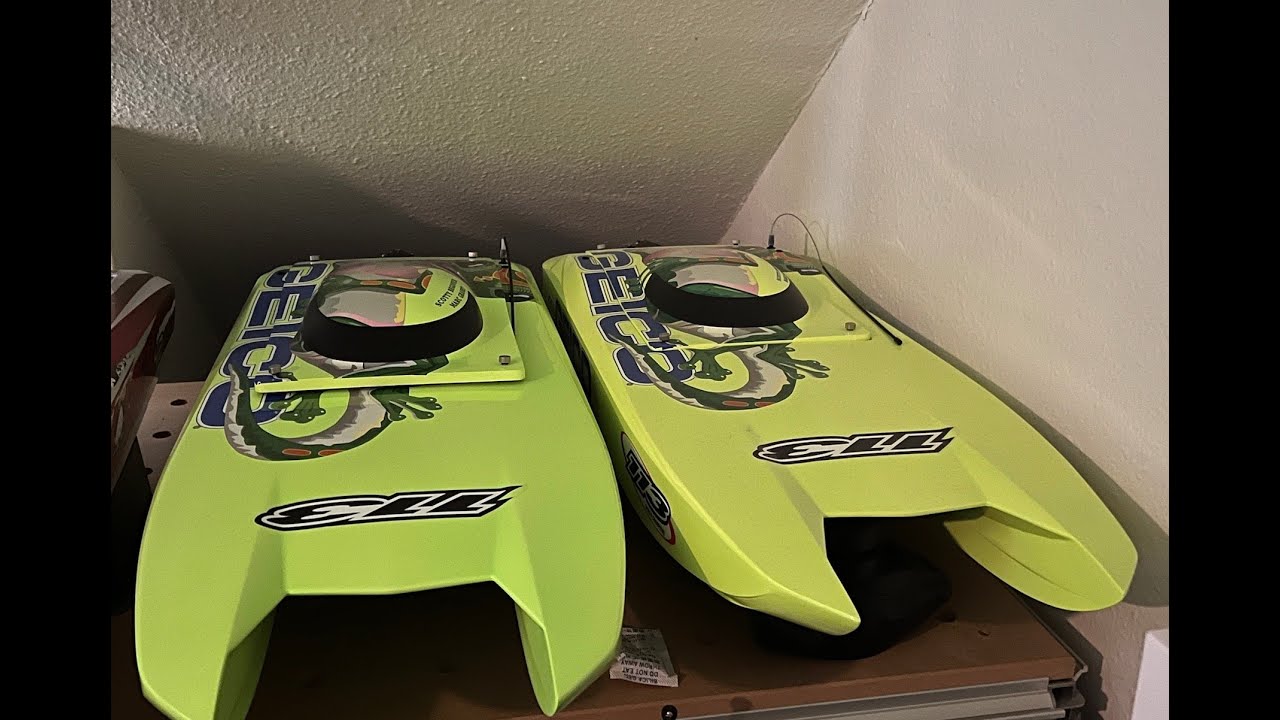 Pro Boat Miss Geico 36 + Miss Geico V2 4K - YouTube