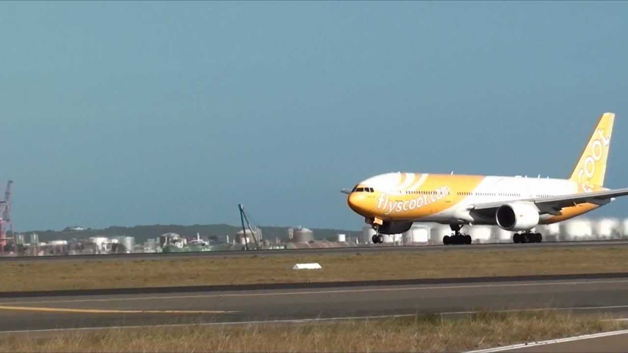 Scoot Airlines B777-200ER [9V-OTD] Takeoff at 34L Sydney Airport (Full ...