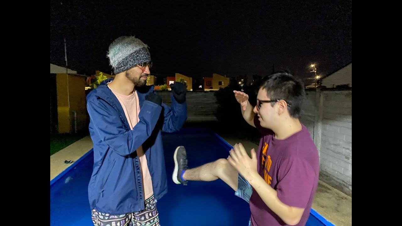 Carreta vs JK || Competencia de Cachetadas #2 - YouTube