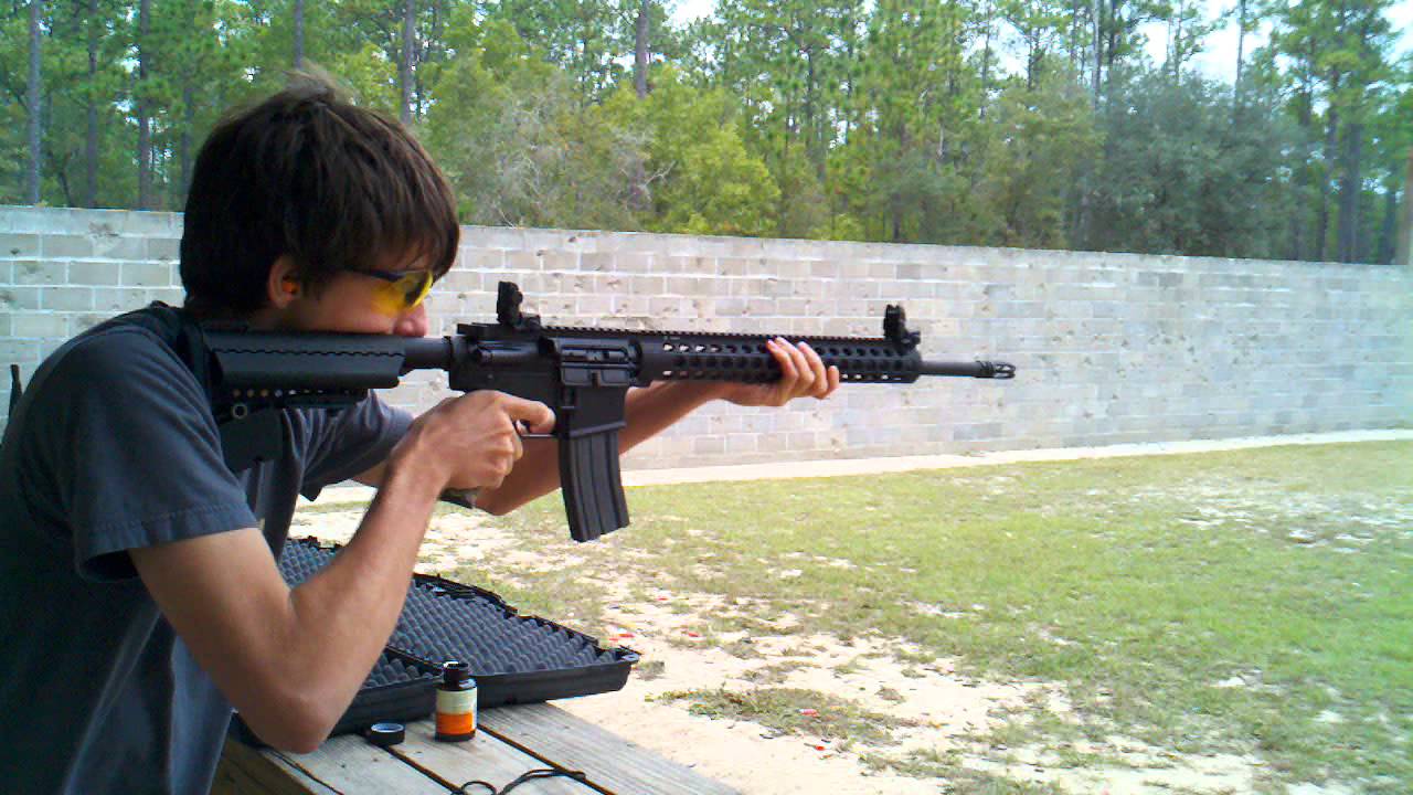 AR-15 Home Build 10/29/11 - YouTube
