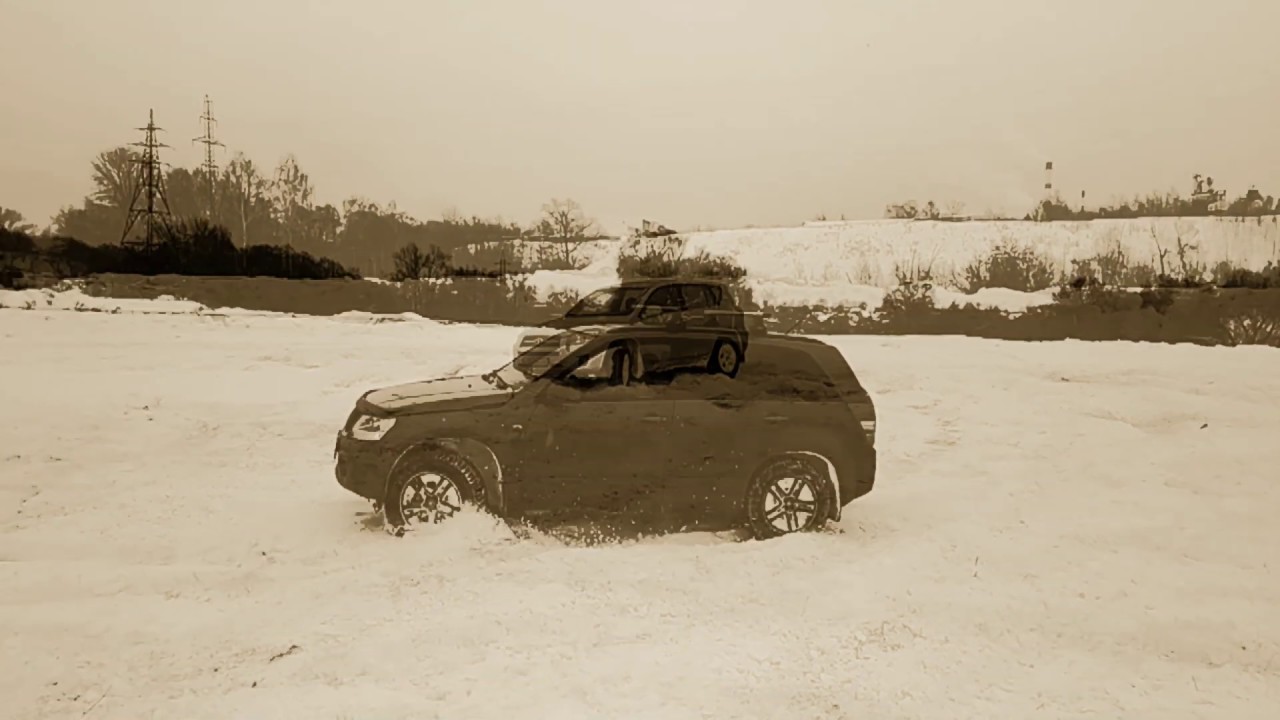 Suzuki Grand Vitara & Toyota RAV4 Snow Drift - YouTube