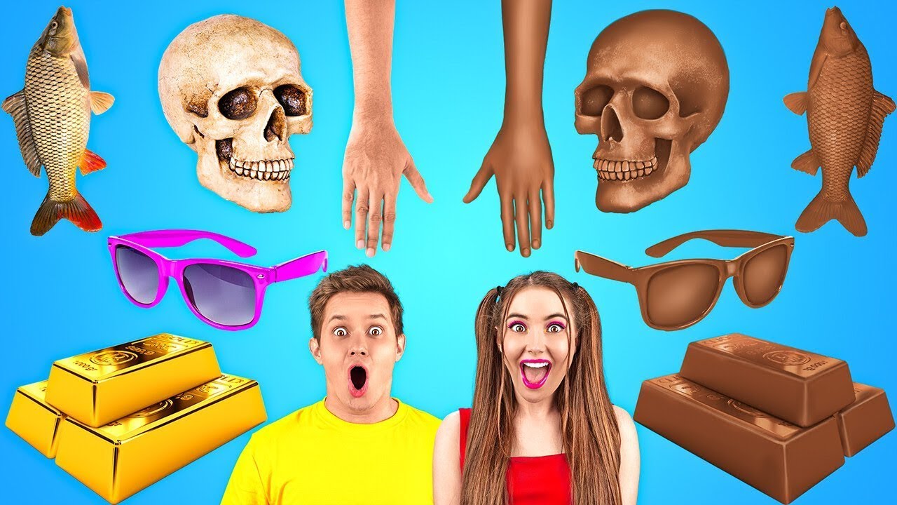 SFIDA CIBO DI CIOCCOLATO VS CIBO VERO || Mangiare Solo Dolci Per 24 Ore ...