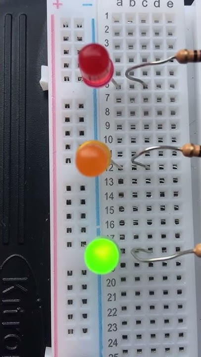 Microbit Traffic Light Simulator - YouTube
