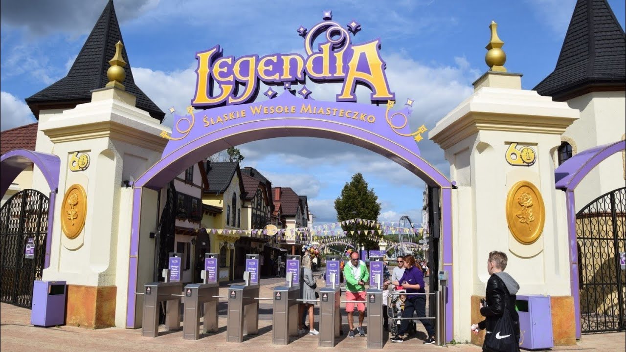 Legendia COASTING THROUGH THE WORLD VLOG 10 - YouTube