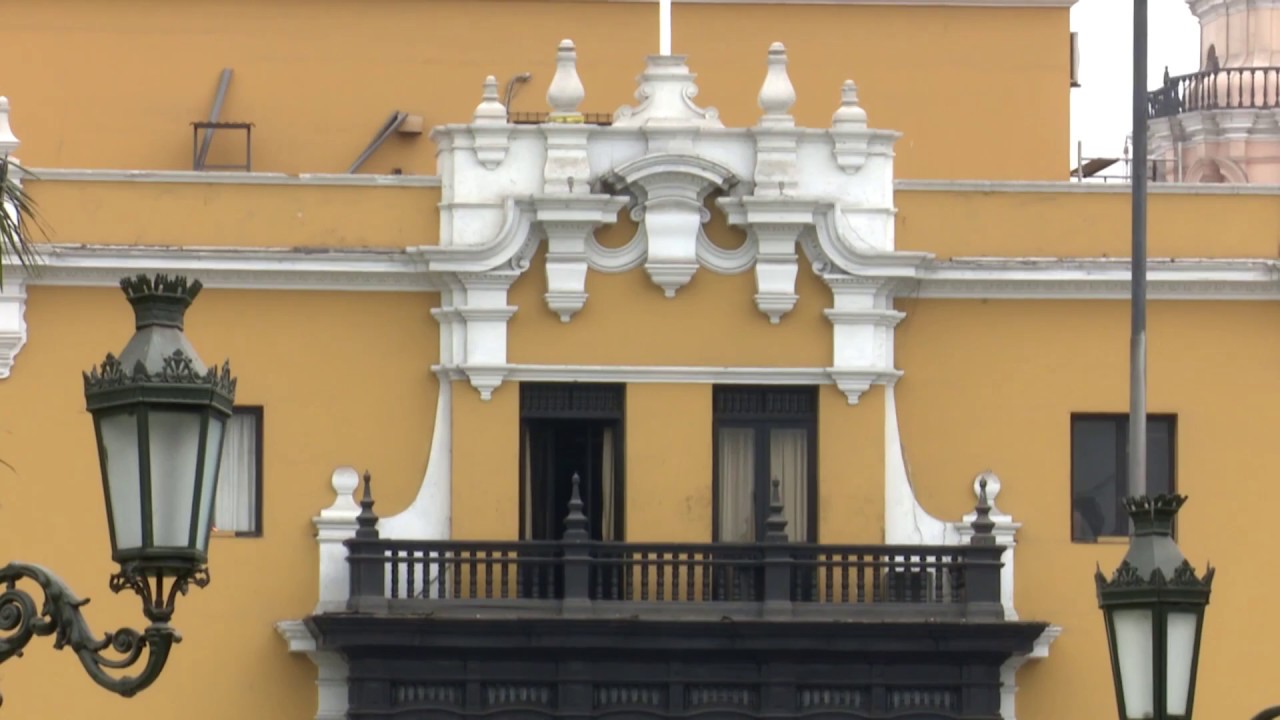 Balconies of Lima are a point of pride for Peru - YouTube