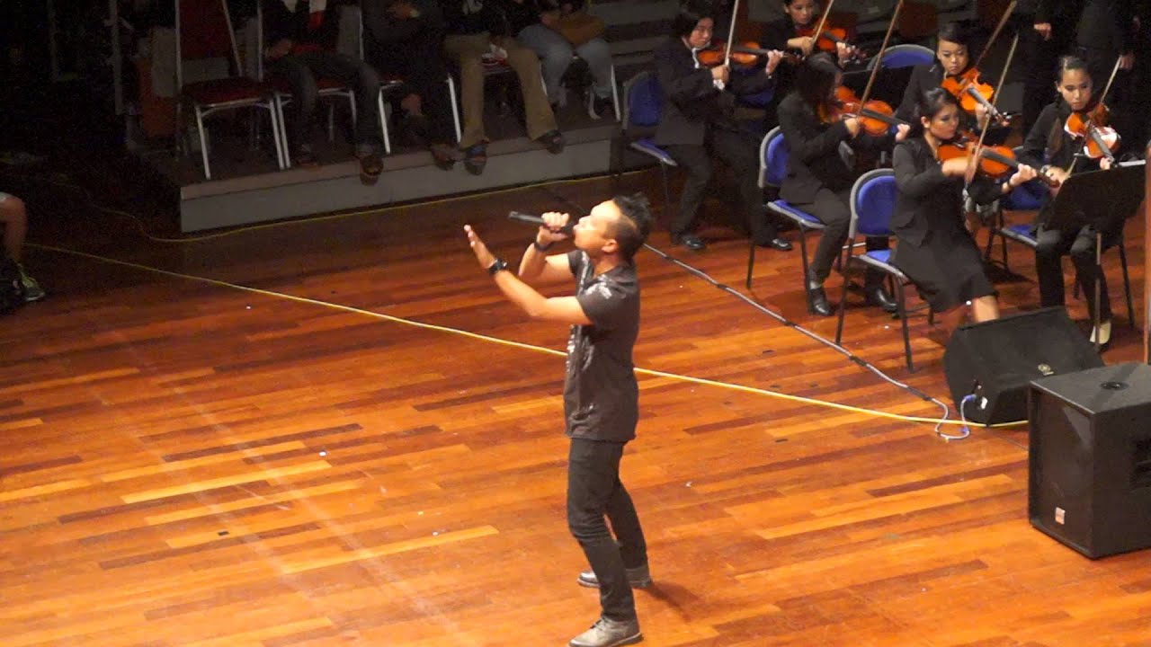 Obses+Potret Medley Home Concert 2015@FACA UNIMAS - YouTube